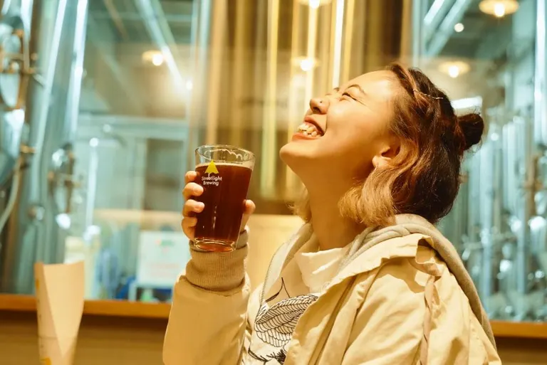 Delicious craft beer in Sapporo. Streetlight Brewing brews colorful ...